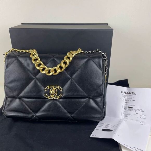 CHANEL | Bags | Chanel Women Preloved Bag Brand New Condition | Poshmark